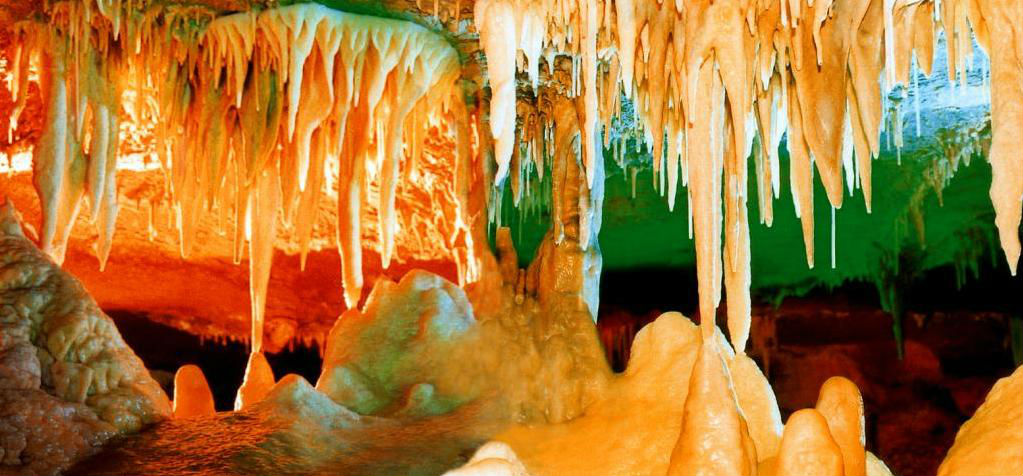 Stone Flower Cave-Best china Tours service_chinatoursnet.com