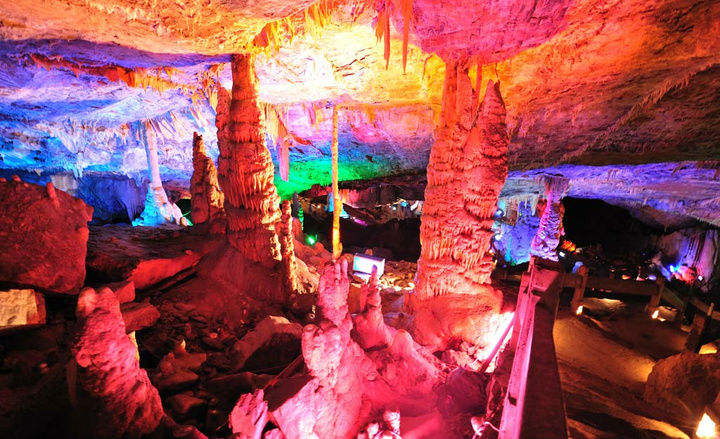 Stone Flower Cave-Best china Tours service_chinatoursnet.com