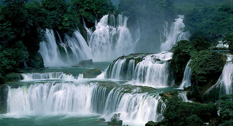 One day private tour of Gudong Waterfalls and Crown Cave in Guilin-Best ...