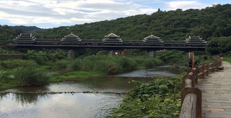 Chengyang Wind and Rain Bridge-Best china Tours service_chinatoursnet.com